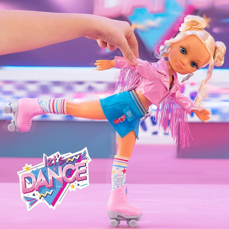 Nancy Muñeca Dance Bailando con Patines - Juguetron